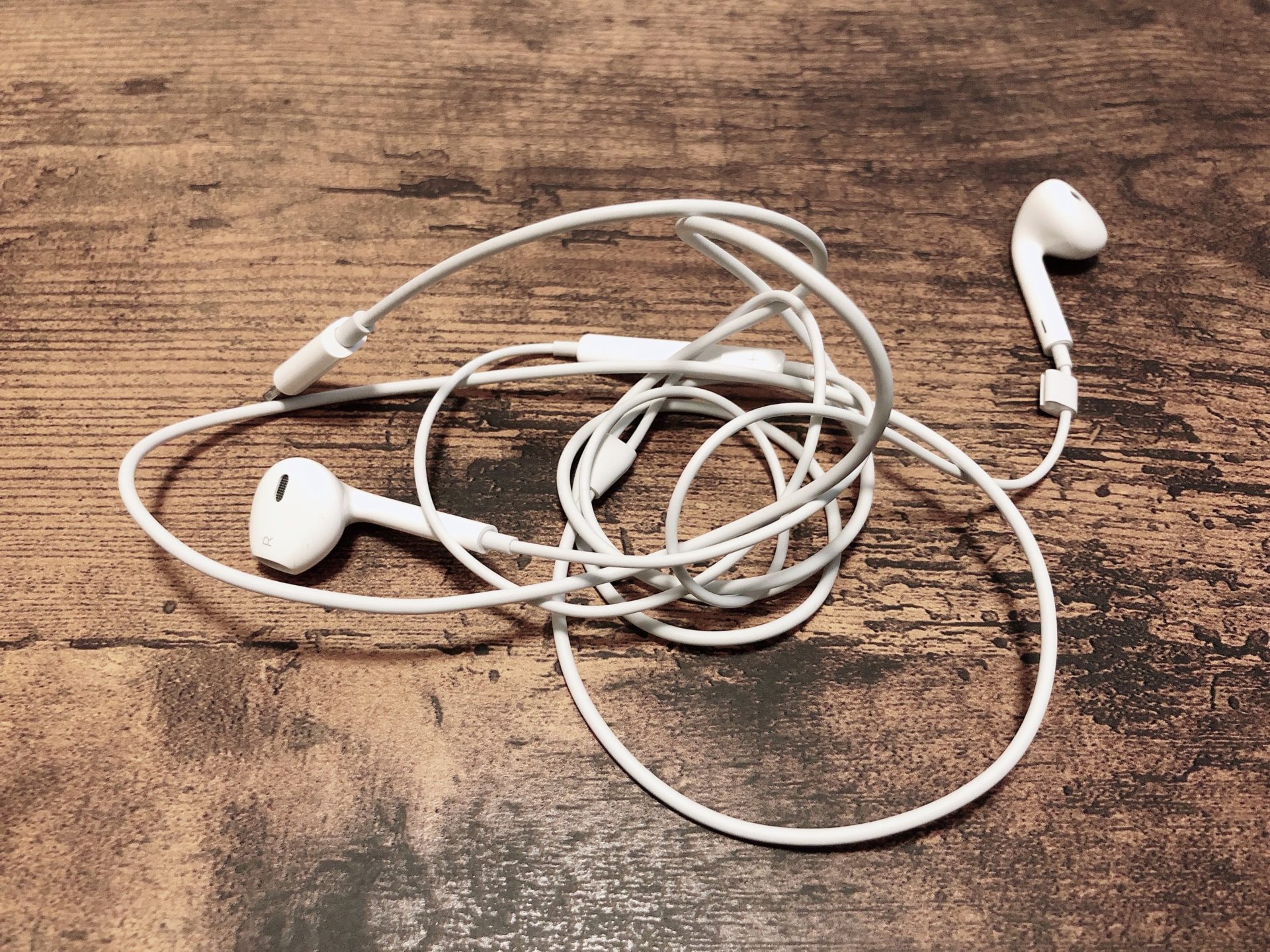【レビュー】airpods Proを購入したのでメリットとデメリットを解説 こーたログ